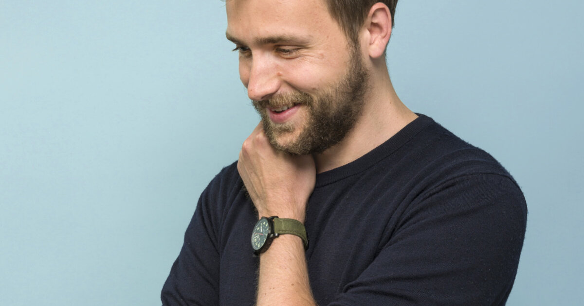 Chris Dales - People - Charcoalblue