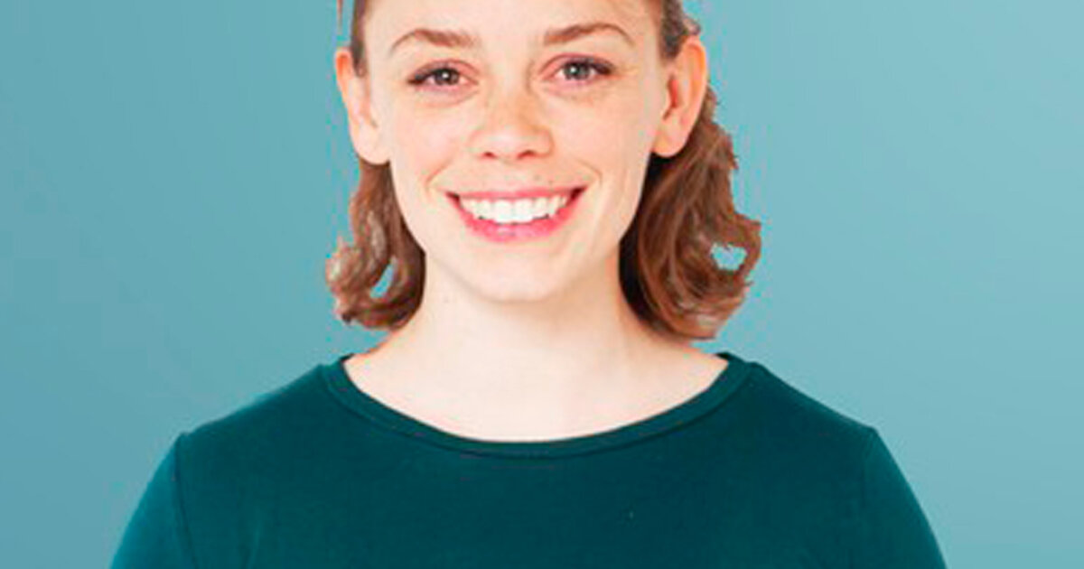 Lindsay Ricketts - People - Charcoalblue