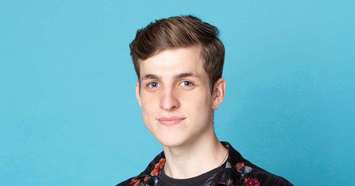 Harry Gill - People - Charcoalblue