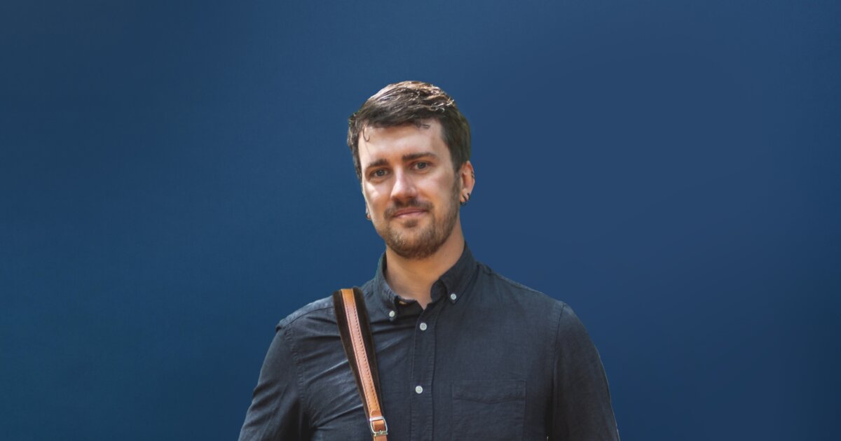 Matt Smee - People - Charcoalblue