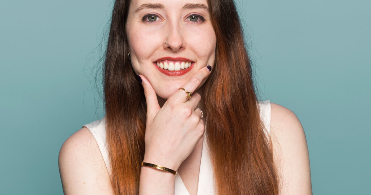 Zoe Feezor - People - Charcoalblue